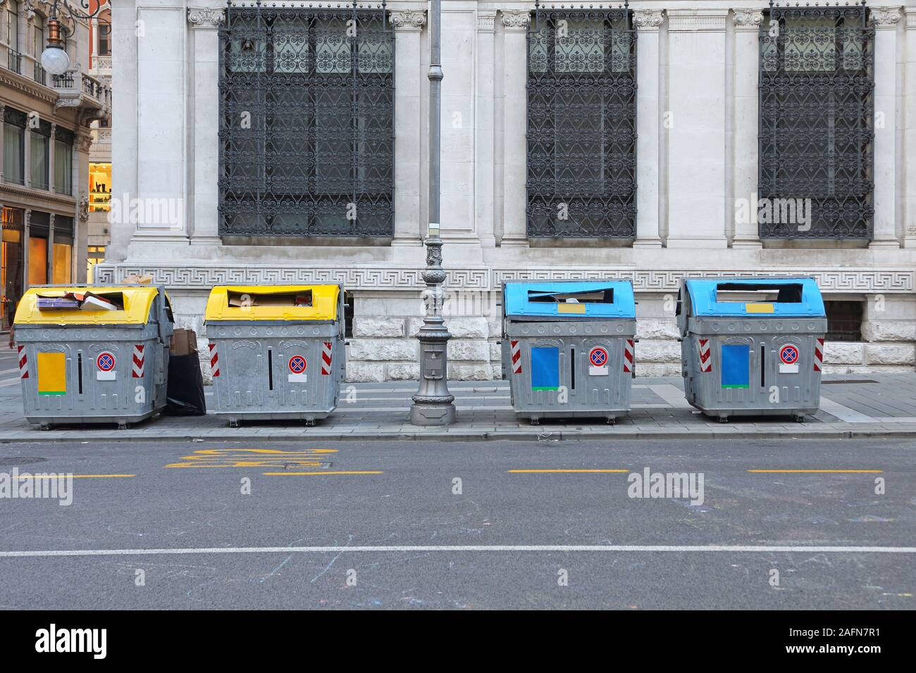 Municipal garbage collection hi-res stock photography and images - Alamy