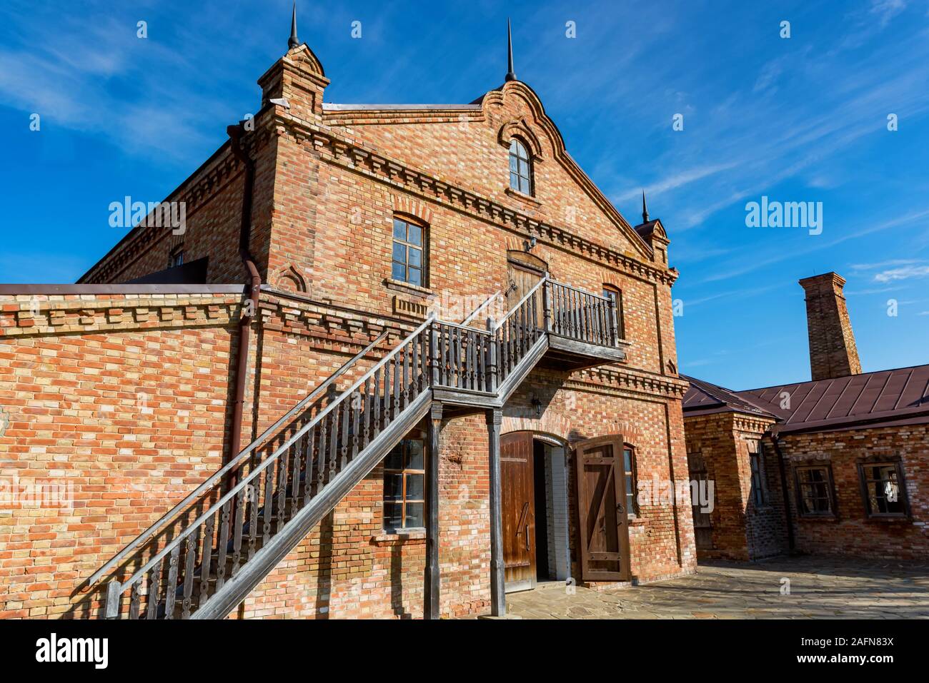 Aerial view empty factory building hi-res stock photography and images ...