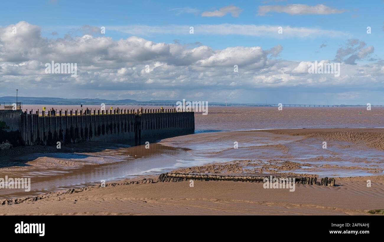 Low tide at the Portishead Pier with the Bristol Channel in the ...