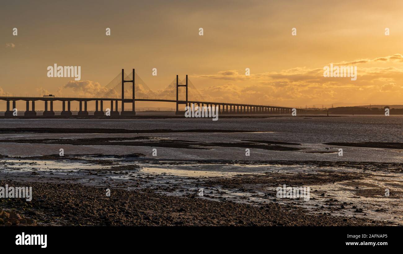 Golden Hour at the The Prince of Wales Bridge and the River Severn ...
