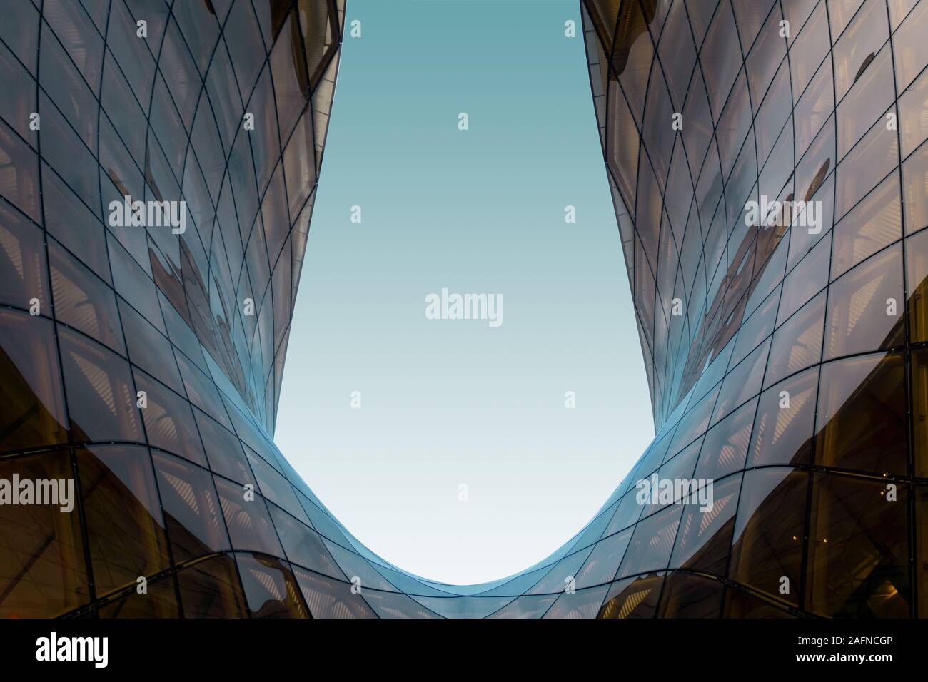 U shaped structure hi-res stock photography and images - Alamy