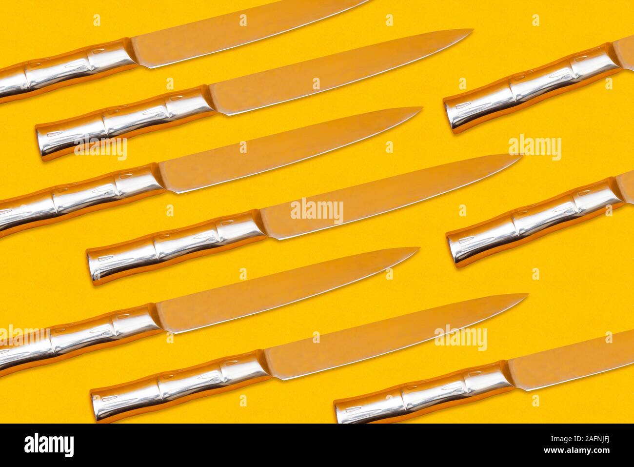 Knife seamless pattern on yellow background, cutting concept Stock ...