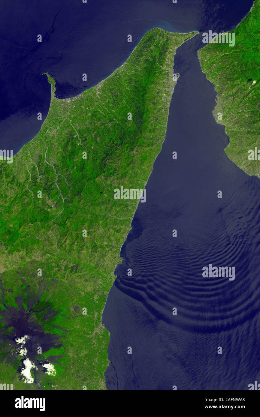 Straits of messina hi-res stock photography and images - Alamy