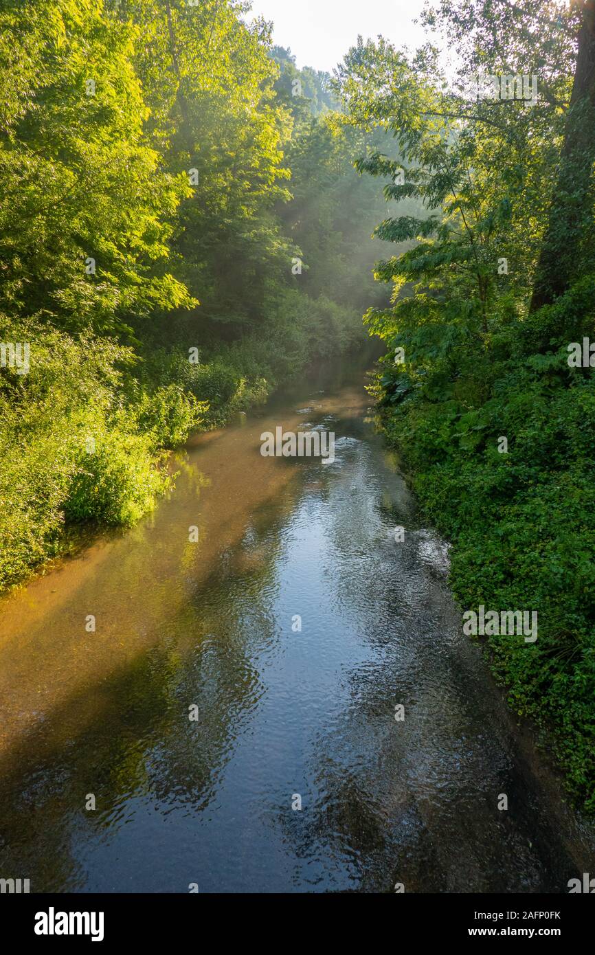 Sunrays reflection hi-res stock photography and images - Alamy