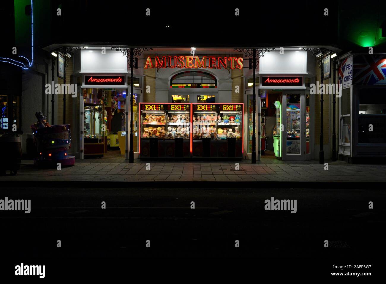 Amusement arcade doors hi-res stock photography and images - Alamy