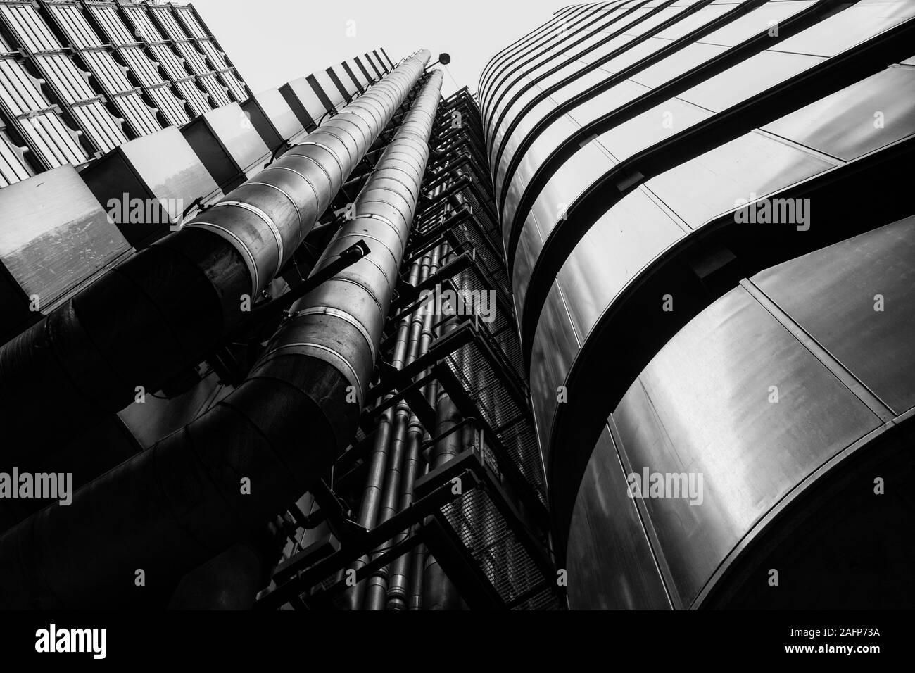Bank exterior uk Black and White Stock Photos & Images - Alamy