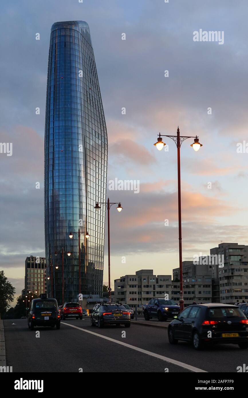 Skyscraper london architecture block hi-res stock photography and ...