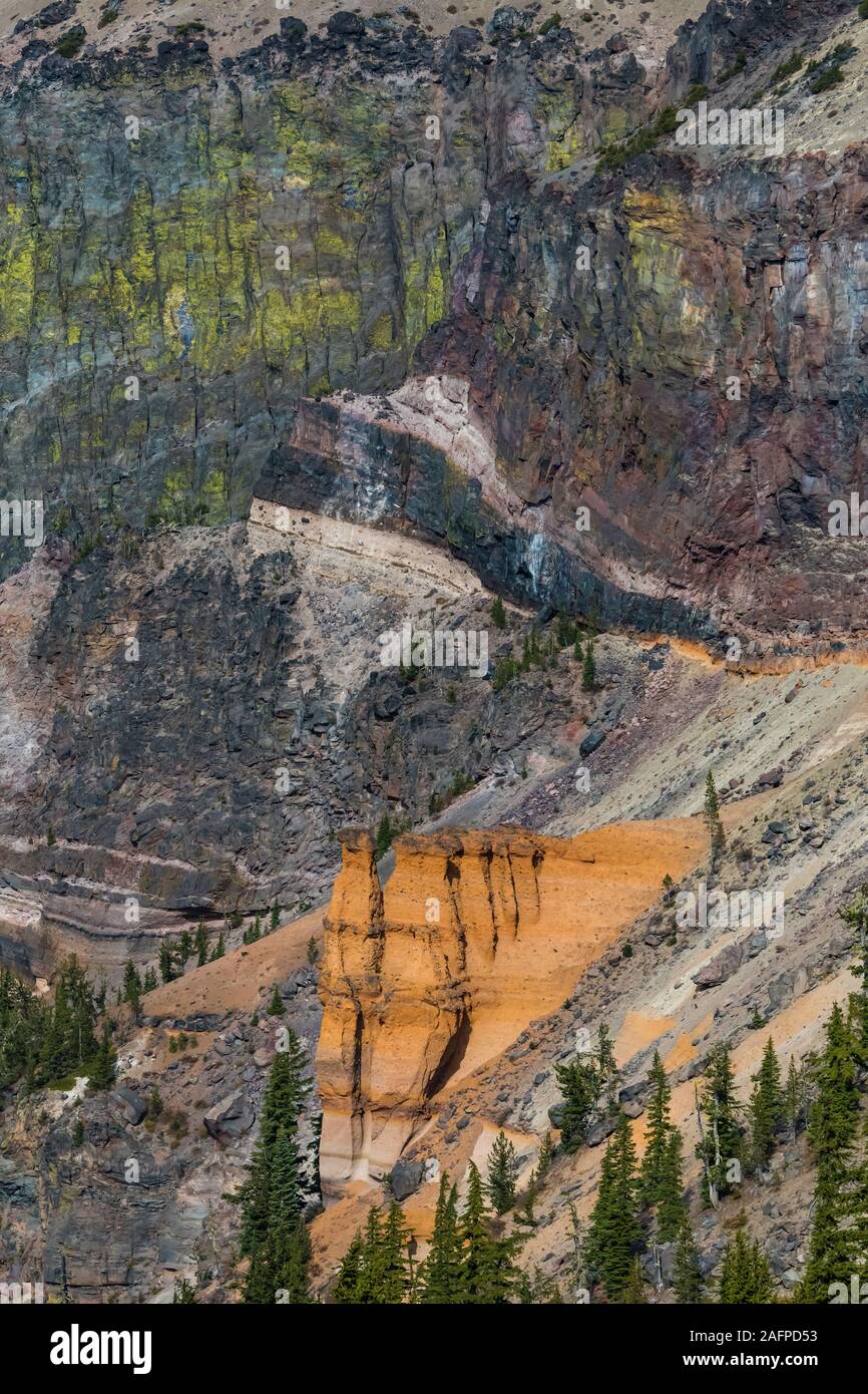 Volcanic pumice rock rocks hi-res stock photography and images - Alamy