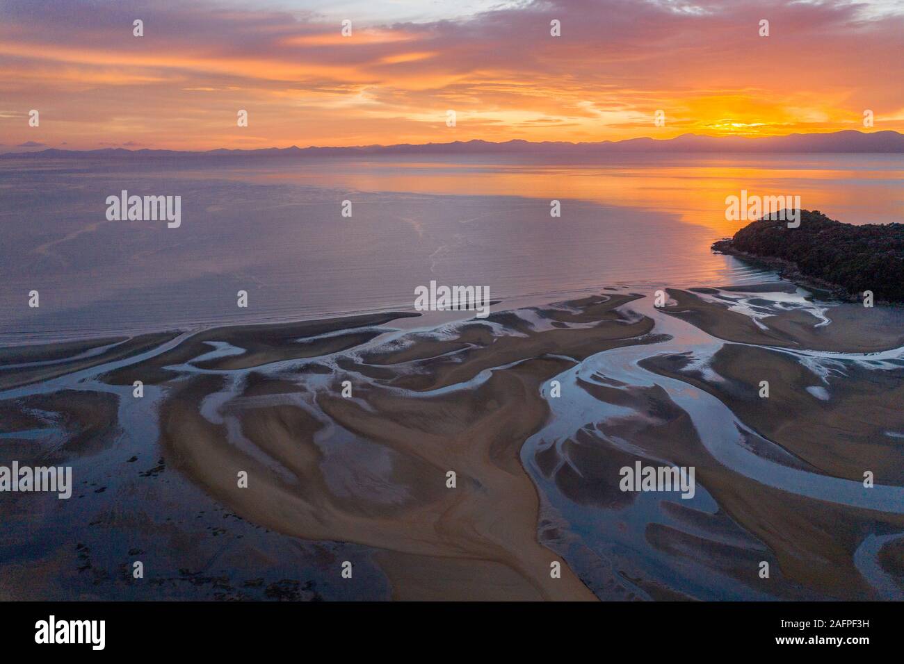 Tutukaka sandy bay new zealand hi-res stock photography and images - Alamy