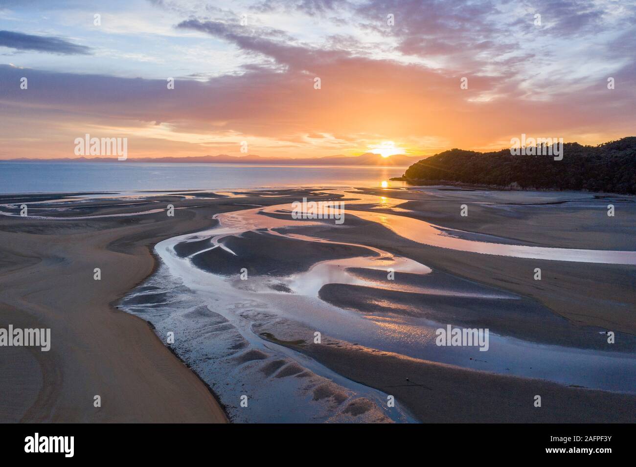 Tutukaka sandy bay new zealand hi-res stock photography and images - Alamy