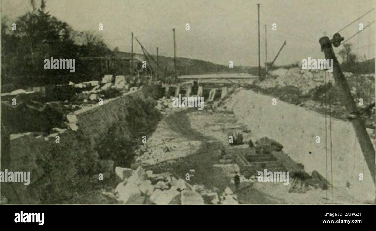 Overflow section hi-res stock photography and images - Alamy