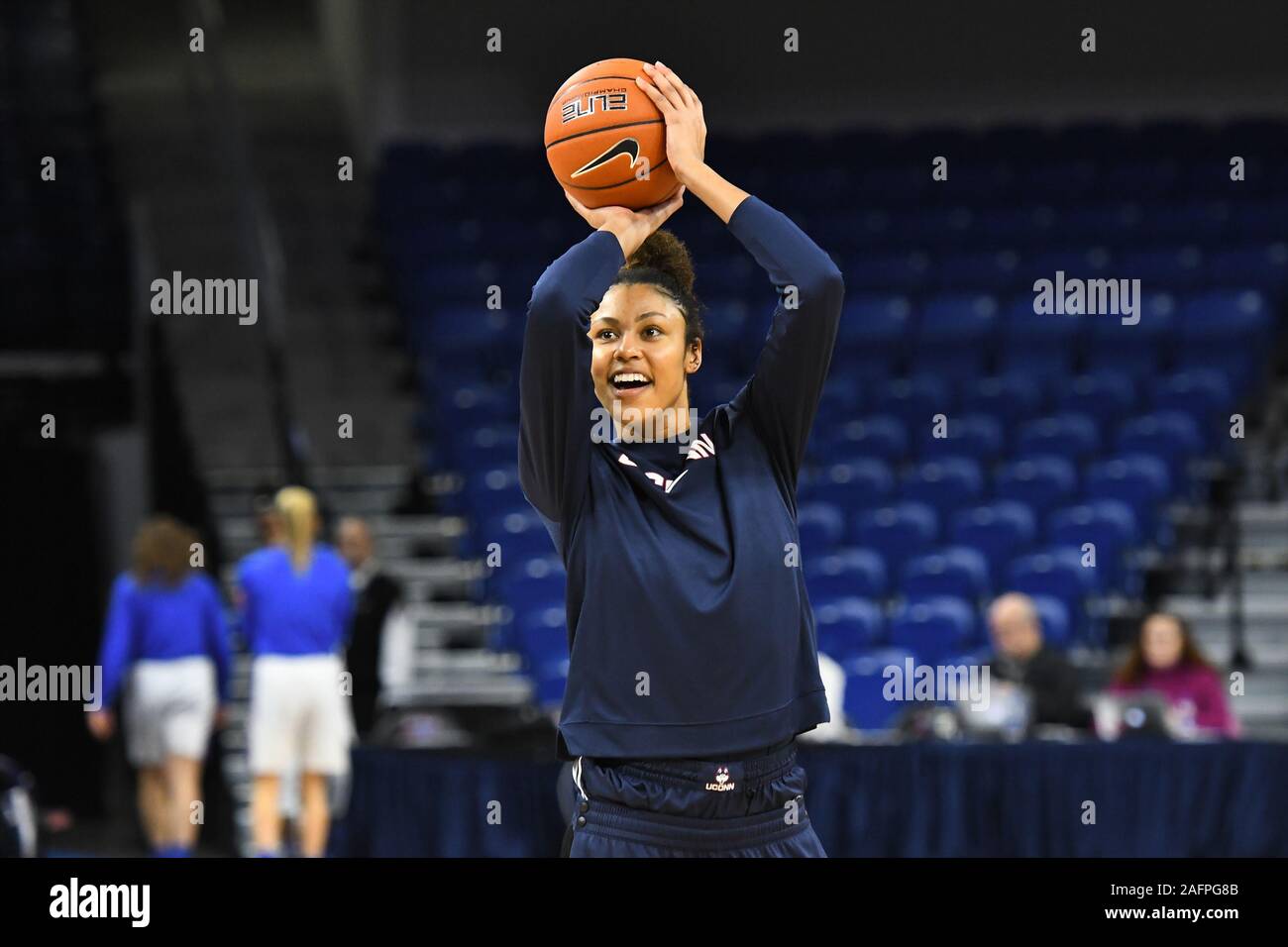 Uconn vs depaul 12 jpg hi-res stock photography and images - Alamy