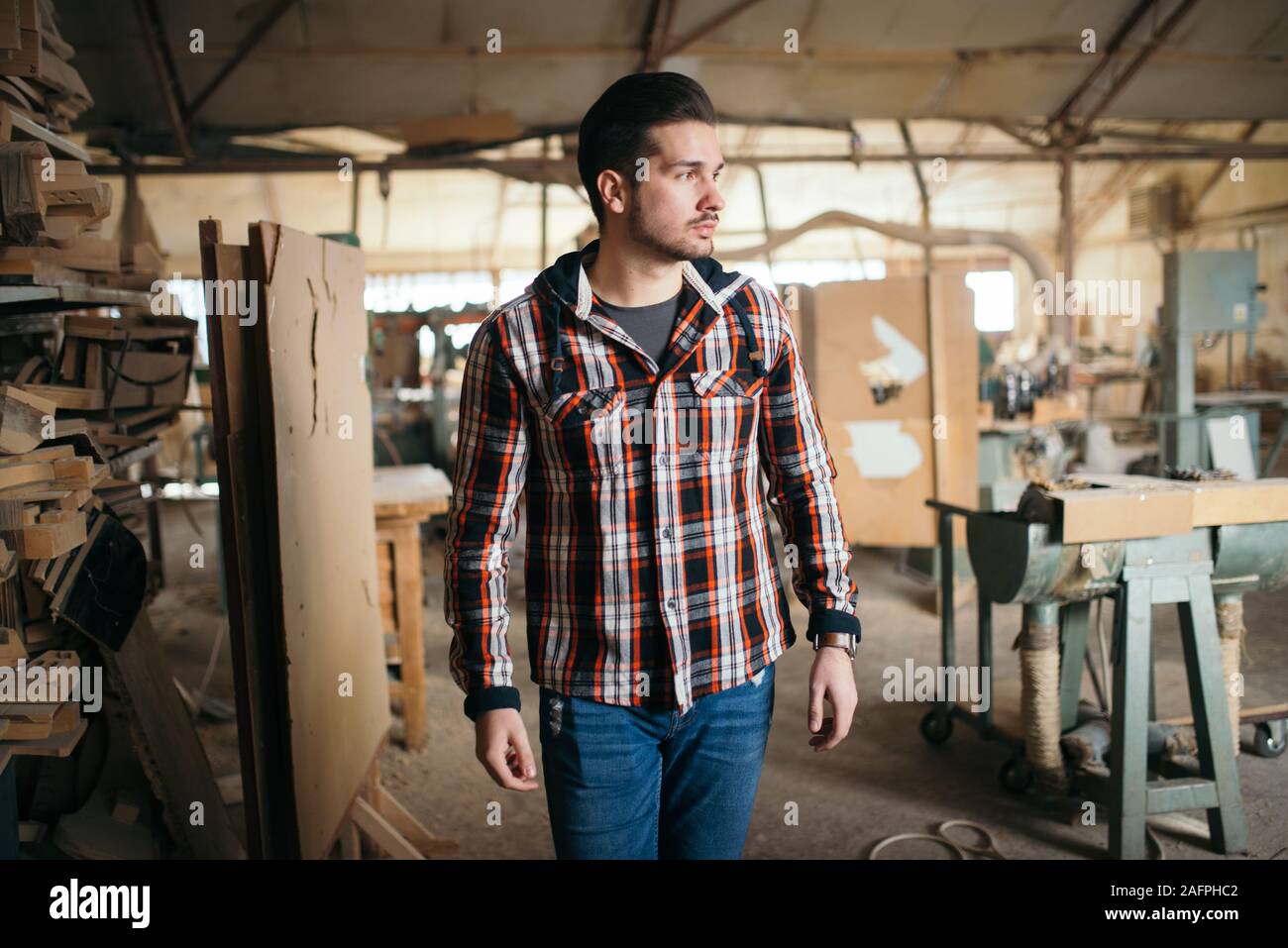 Woodworking portrait hi-res stock photography and images - Alamy