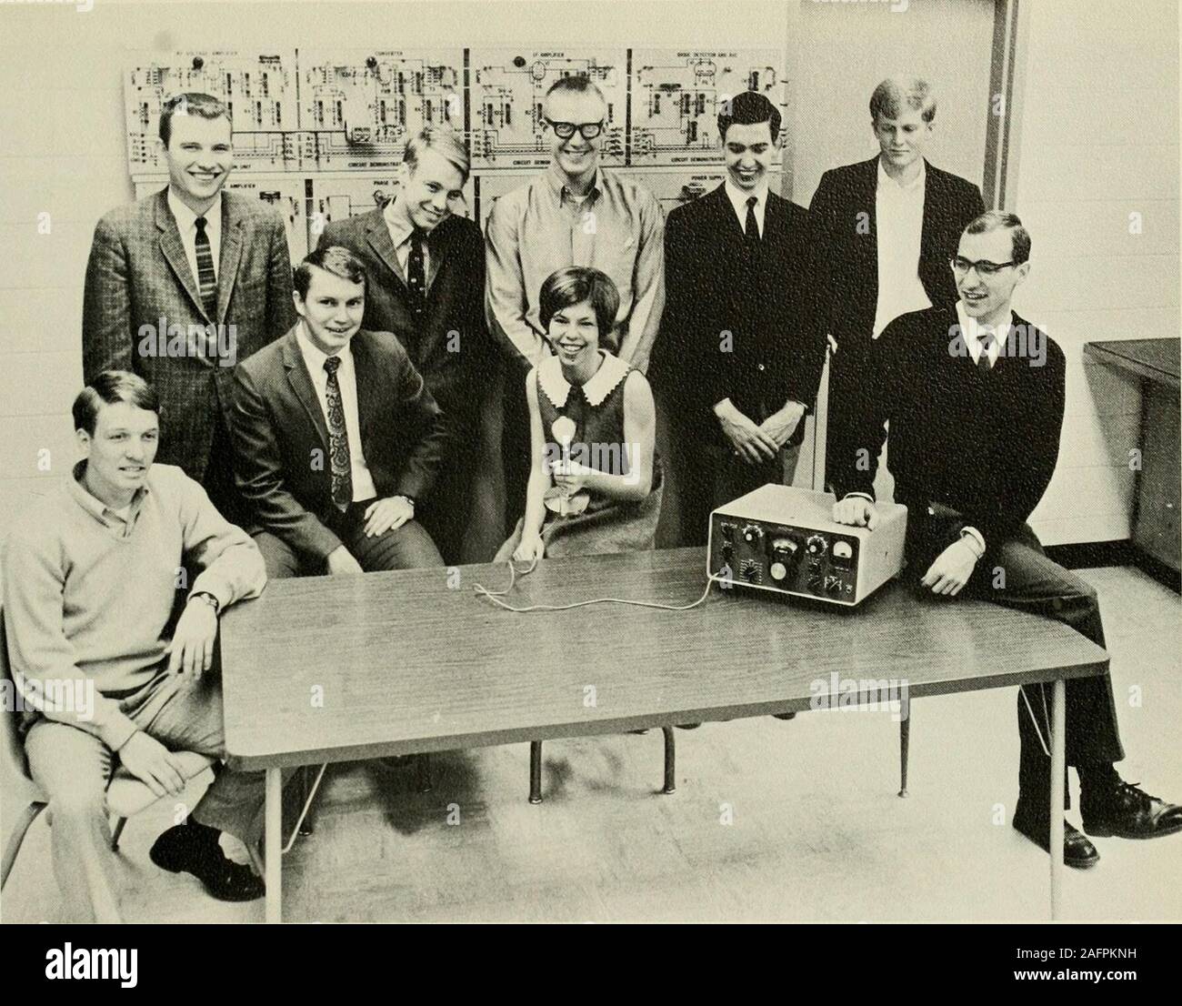 . The Rhododendron [serial]. appalachian radio club: Z^T^Z ^C •^s,; f ...