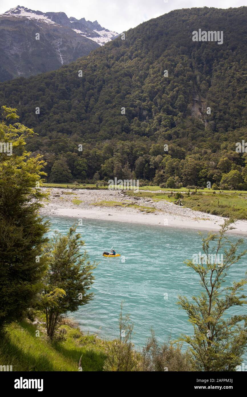 Raft island hi-res stock photography and images - Alamy