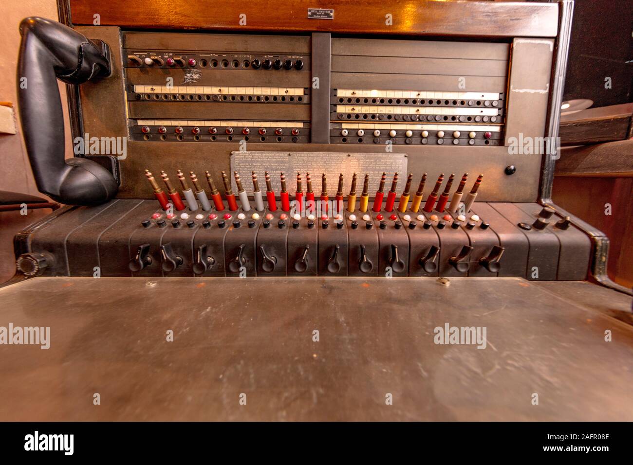 Antique telephone switchboard hi-res stock photography and images - Alamy