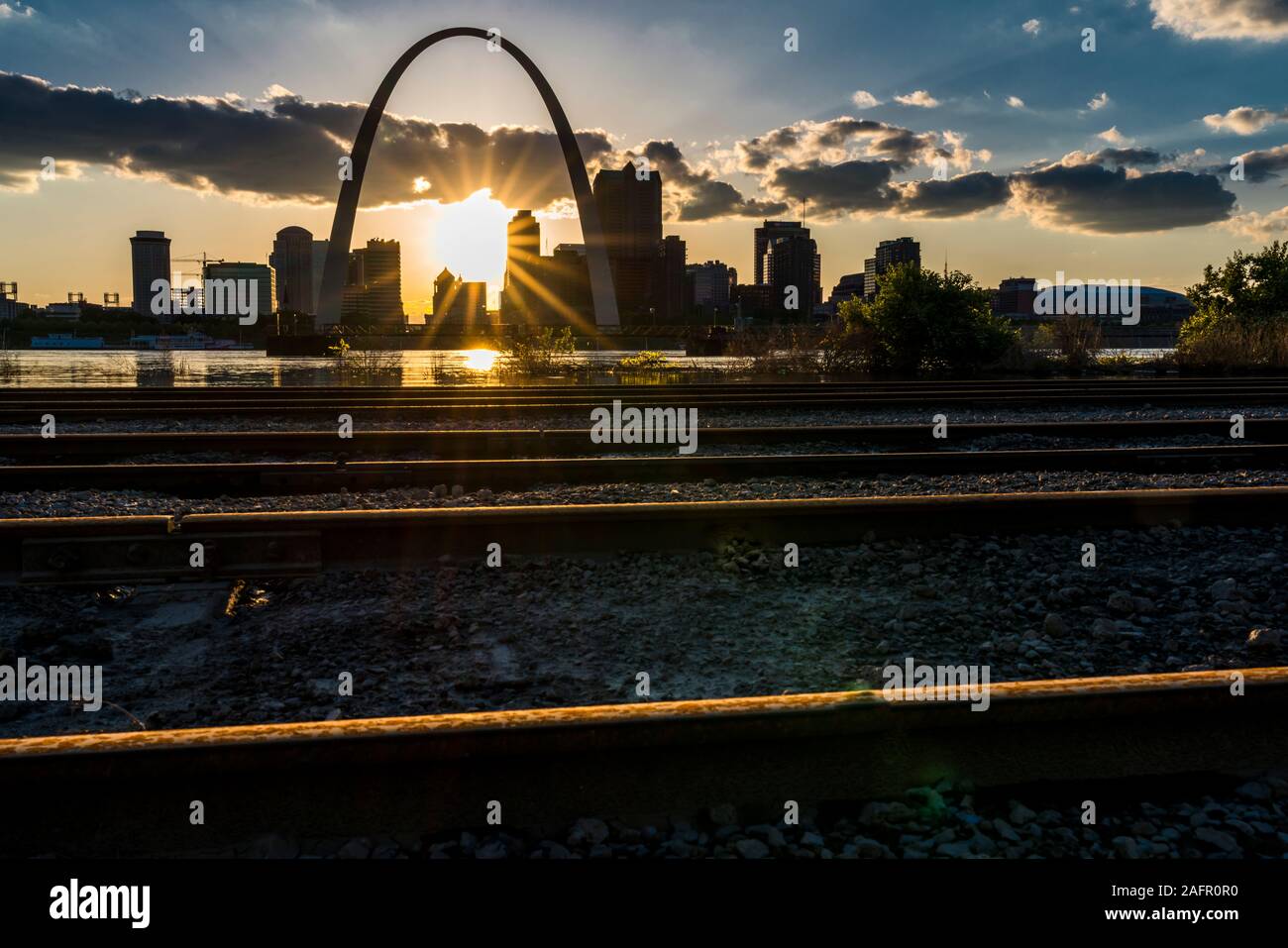 MAY 2019, ST LOUIS, MO., USA - Sunset on St. Louis, Missouri skyline on ...