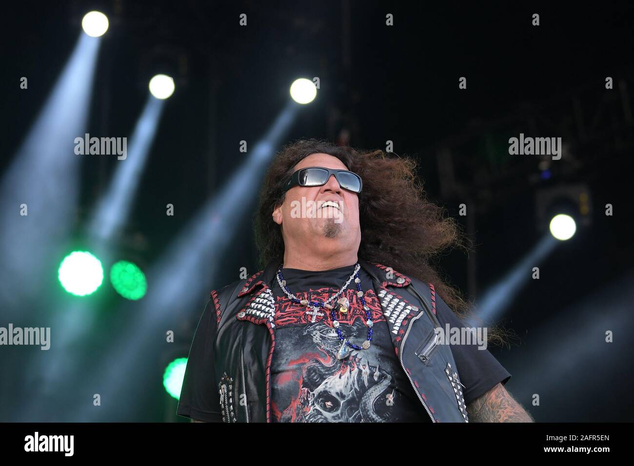 Lead singer chuck billy hi-res stock photography and images - Alamy