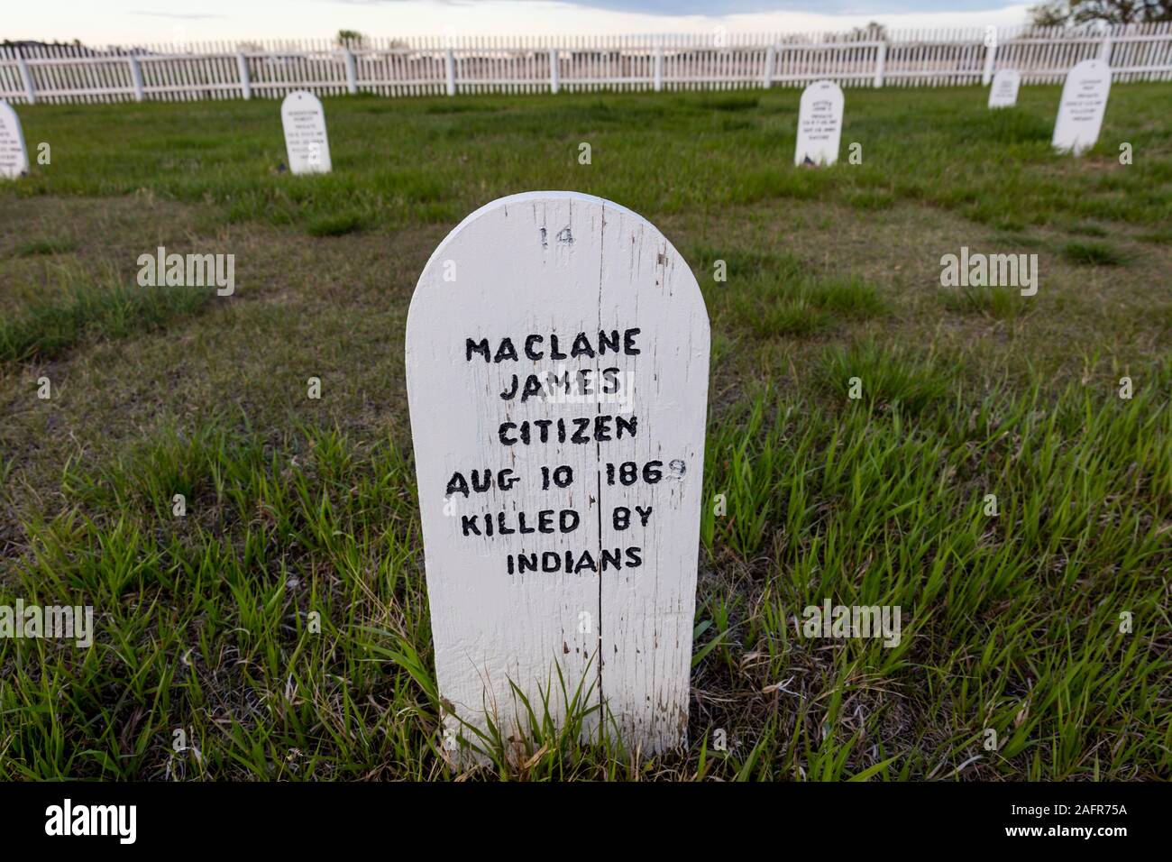 MAY 21 2019, FORT BUFORD, N DAKOTA, USA - Fort Buford Cemetery Site ...