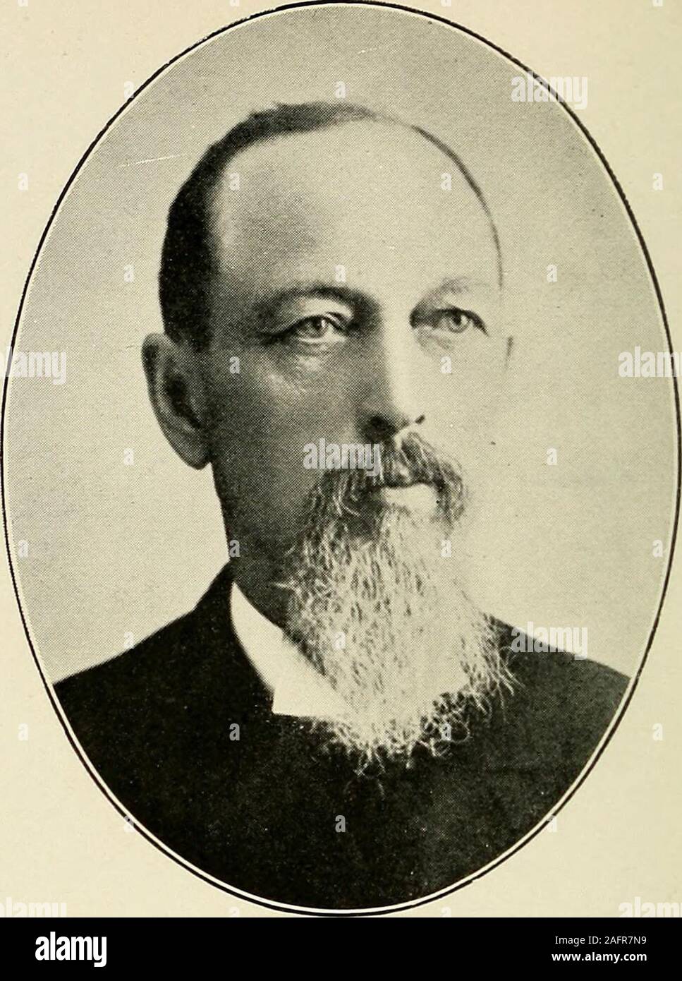 . Men of Minnesota; a collection of the portraits of men prominent in ...