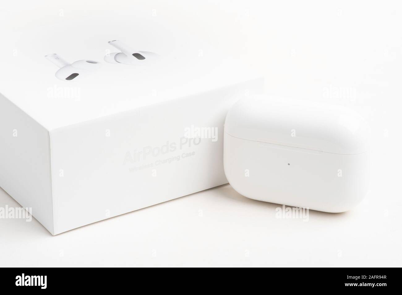 Airpods pro ear hi-res stock photography and images - Alamy