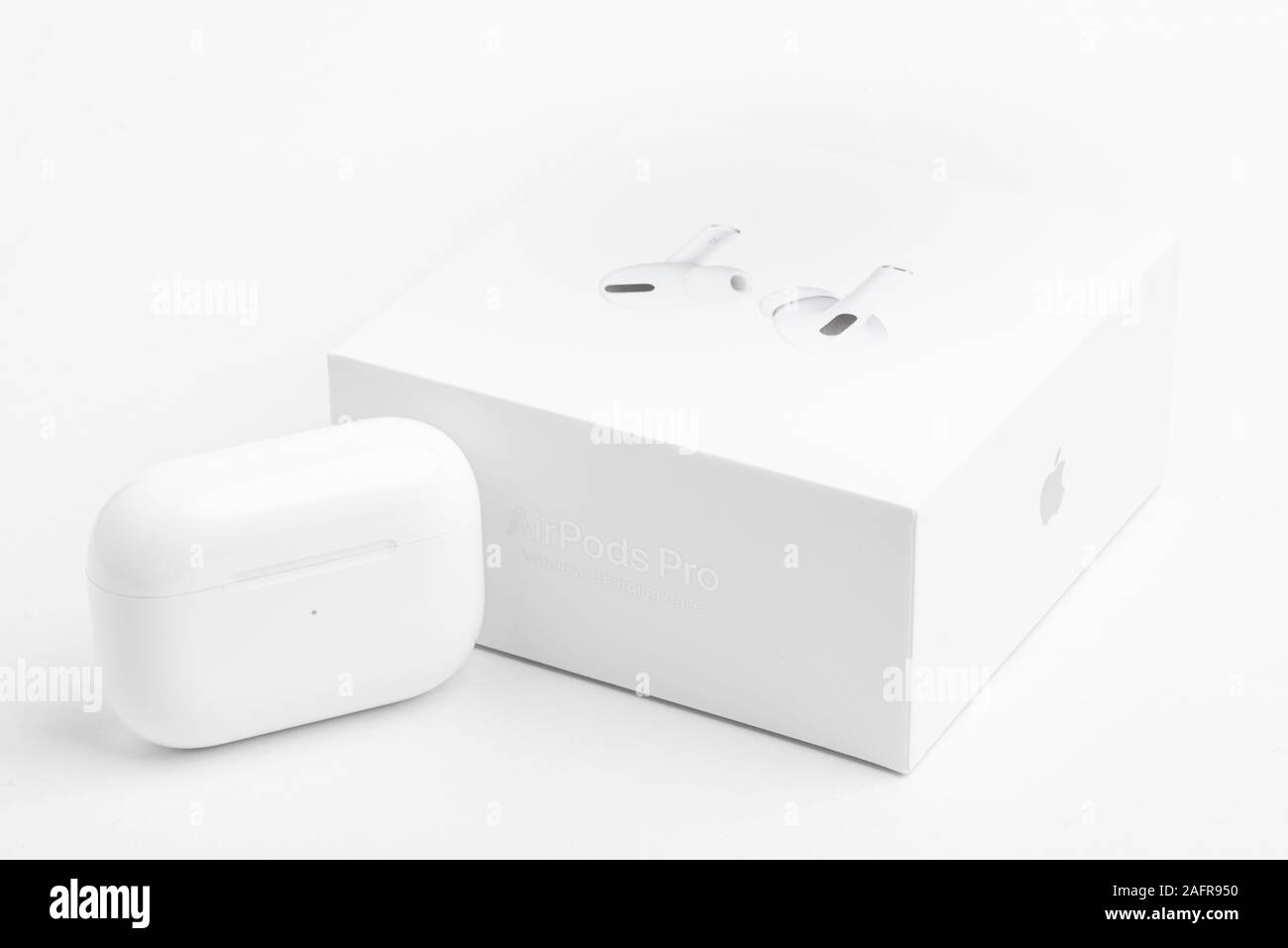 Airpods pro ear hi-res stock photography and images - Alamy