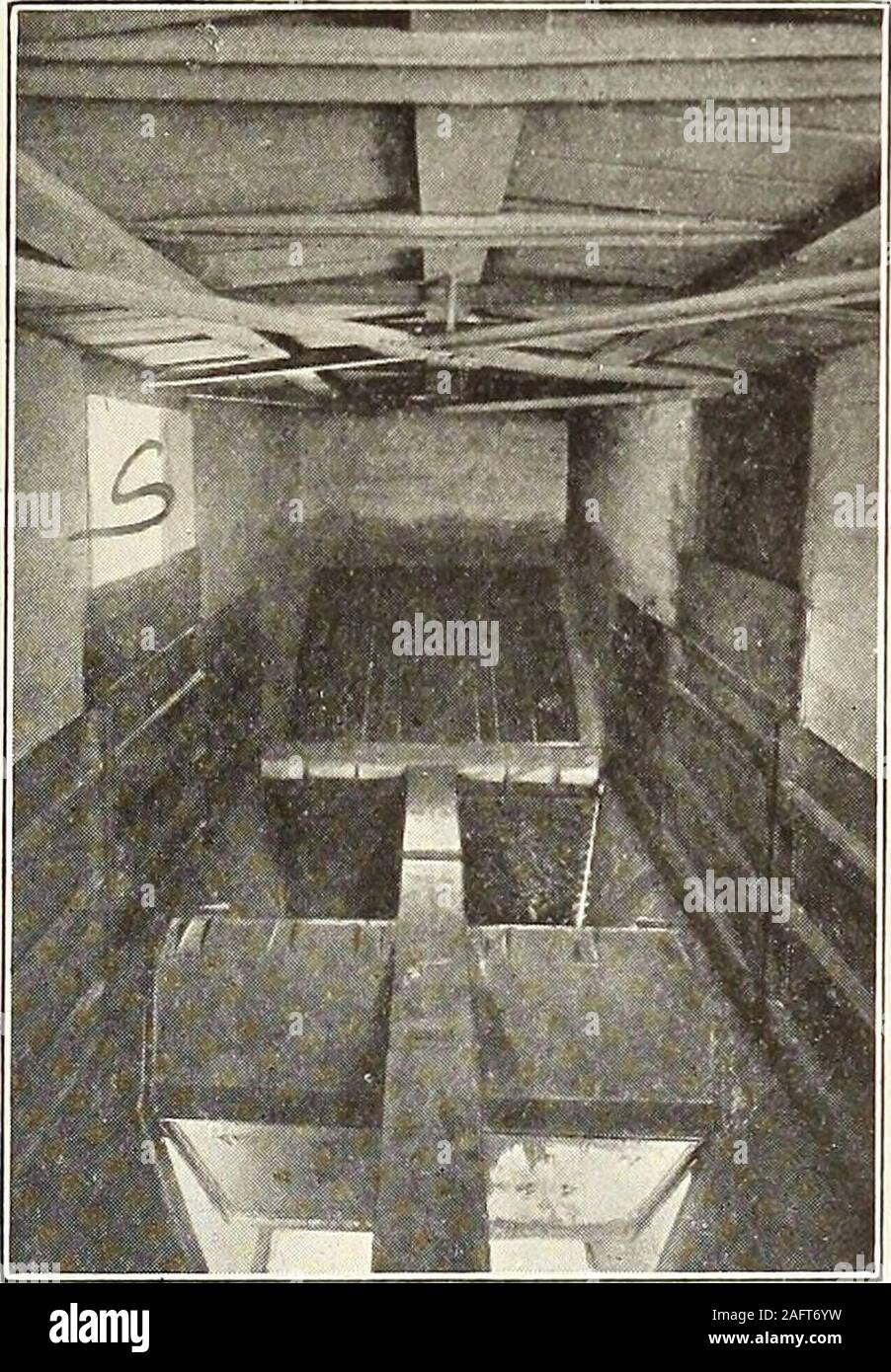 . Canadian transportation & distribution management. Hopper Bottom ...