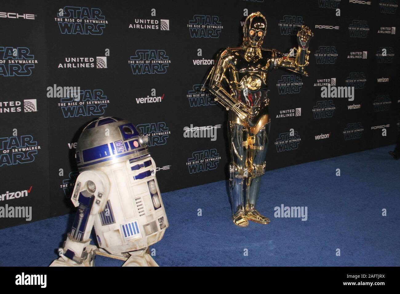 Los Angeles, USA. 16th Dec, 2019. C-3PO, R2-D2 at Lucasfilm's "Star ...