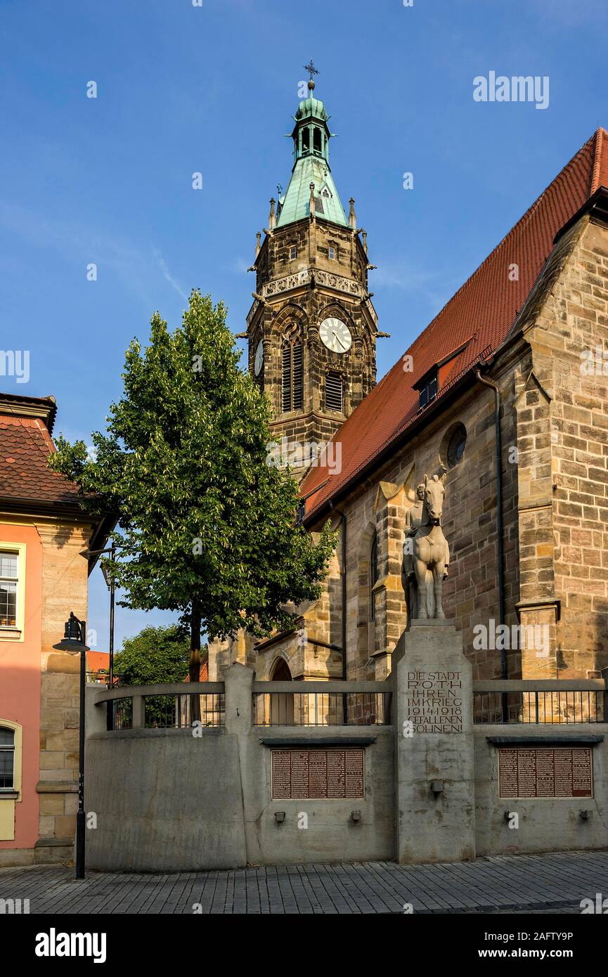 Gothic town church, war memorial, old town, Roth, Middle Franconia ...