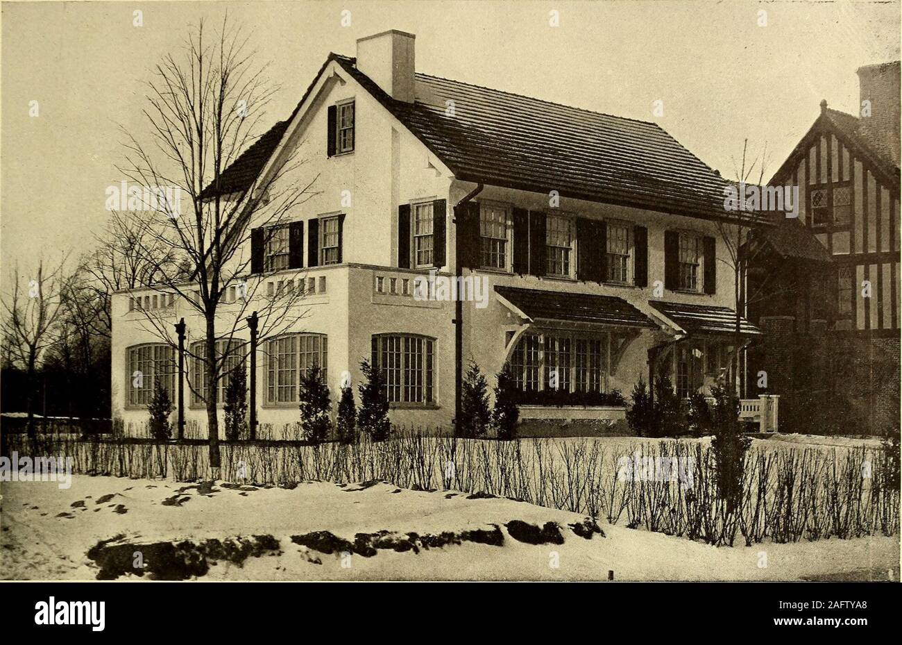 Mold manor house hi-res stock photography and images - Alamy