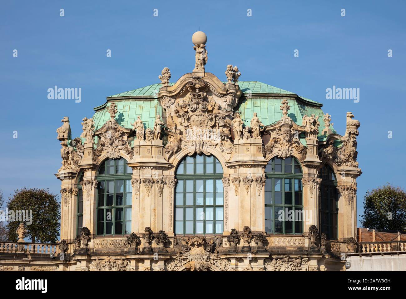 Wallpavillon architecture hi-res stock photography and images - Alamy
