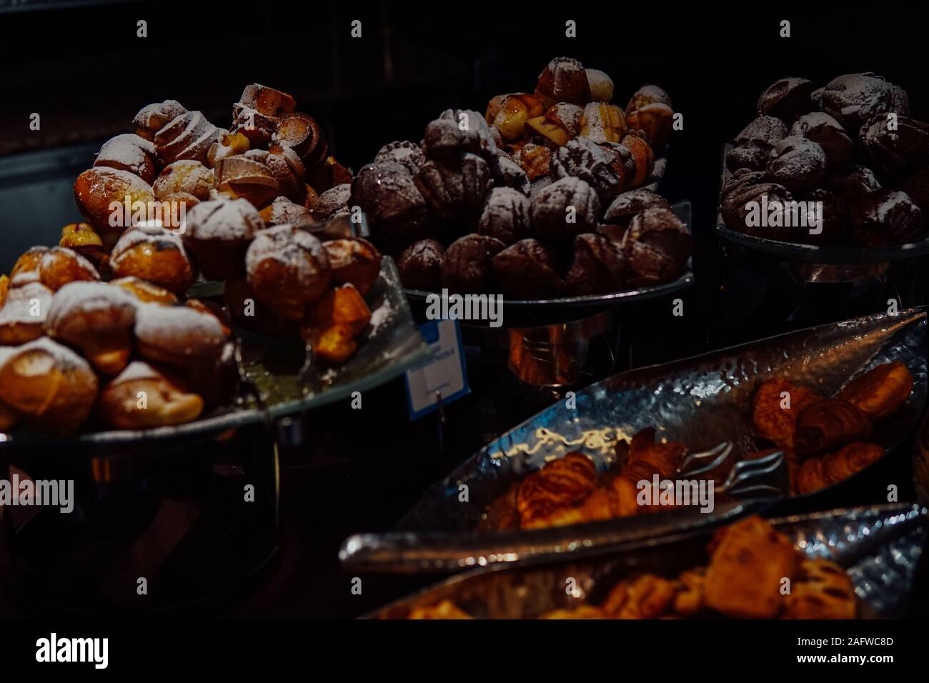 many rolls of different breads in the bakery restaurant Stock Photo - Alamy