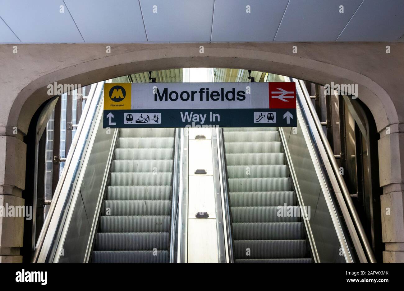 Escalators to Moorfields railway station in Liverpool Stock Photo - Alamy
