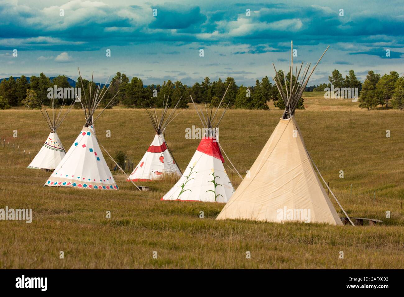Indian tepees hi-res stock photography and images - Alamy