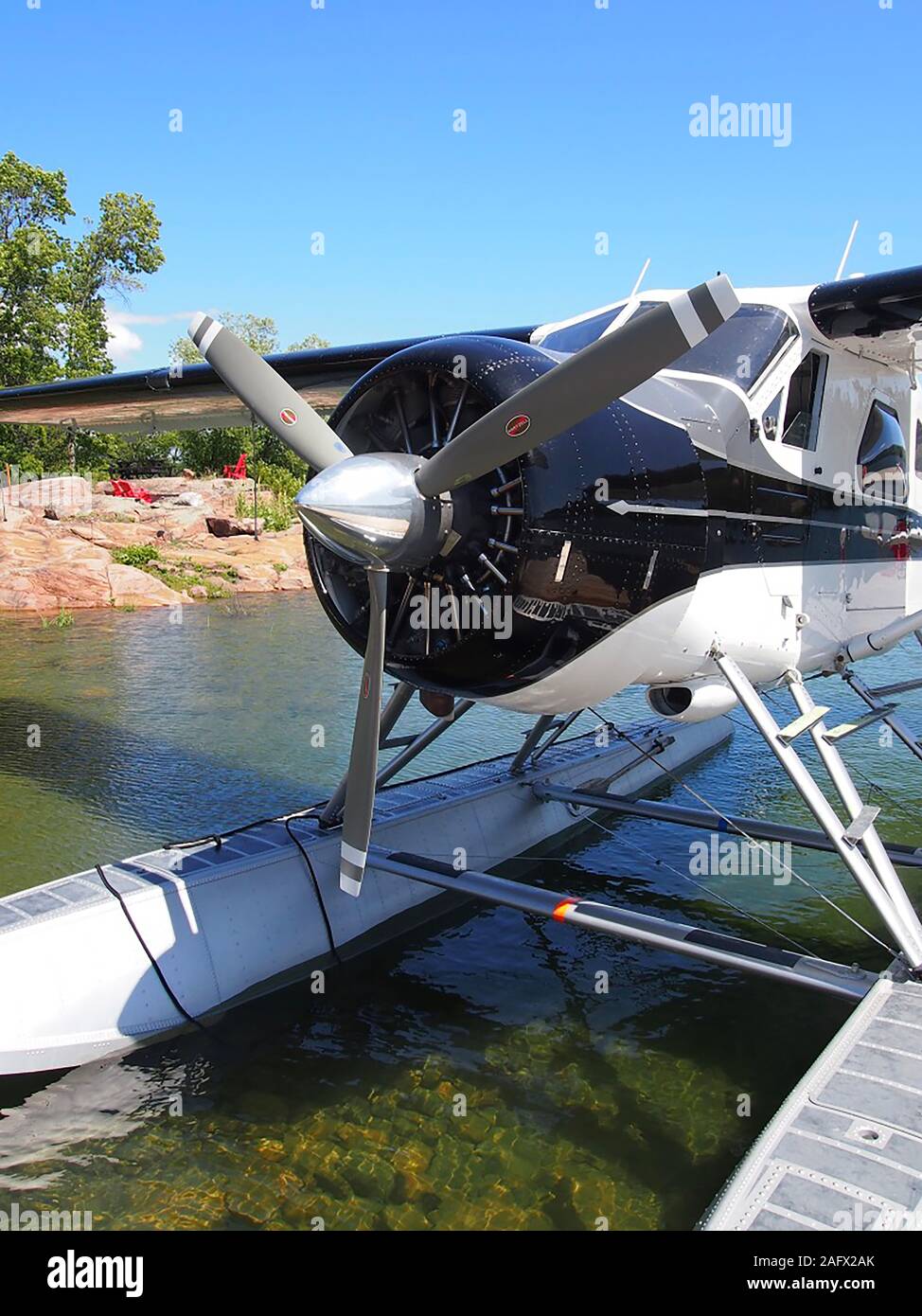 Vintage seaplane hi-res stock photography and images - Alamy