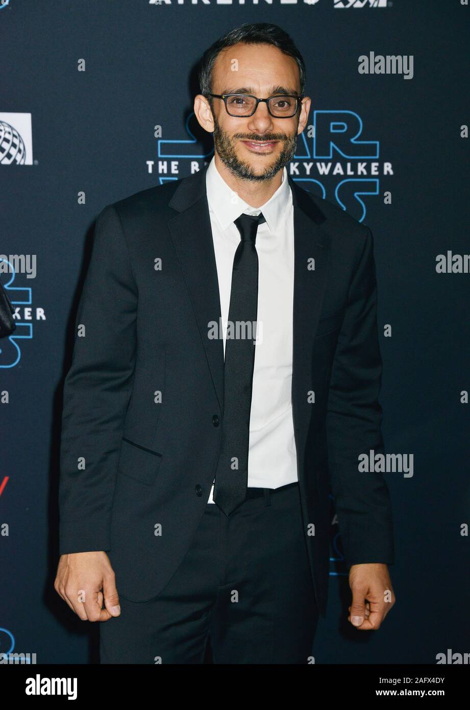 Los Angeles, USA. 17th Dec, 2019. Omid Abtahi arrives at the premiere ...