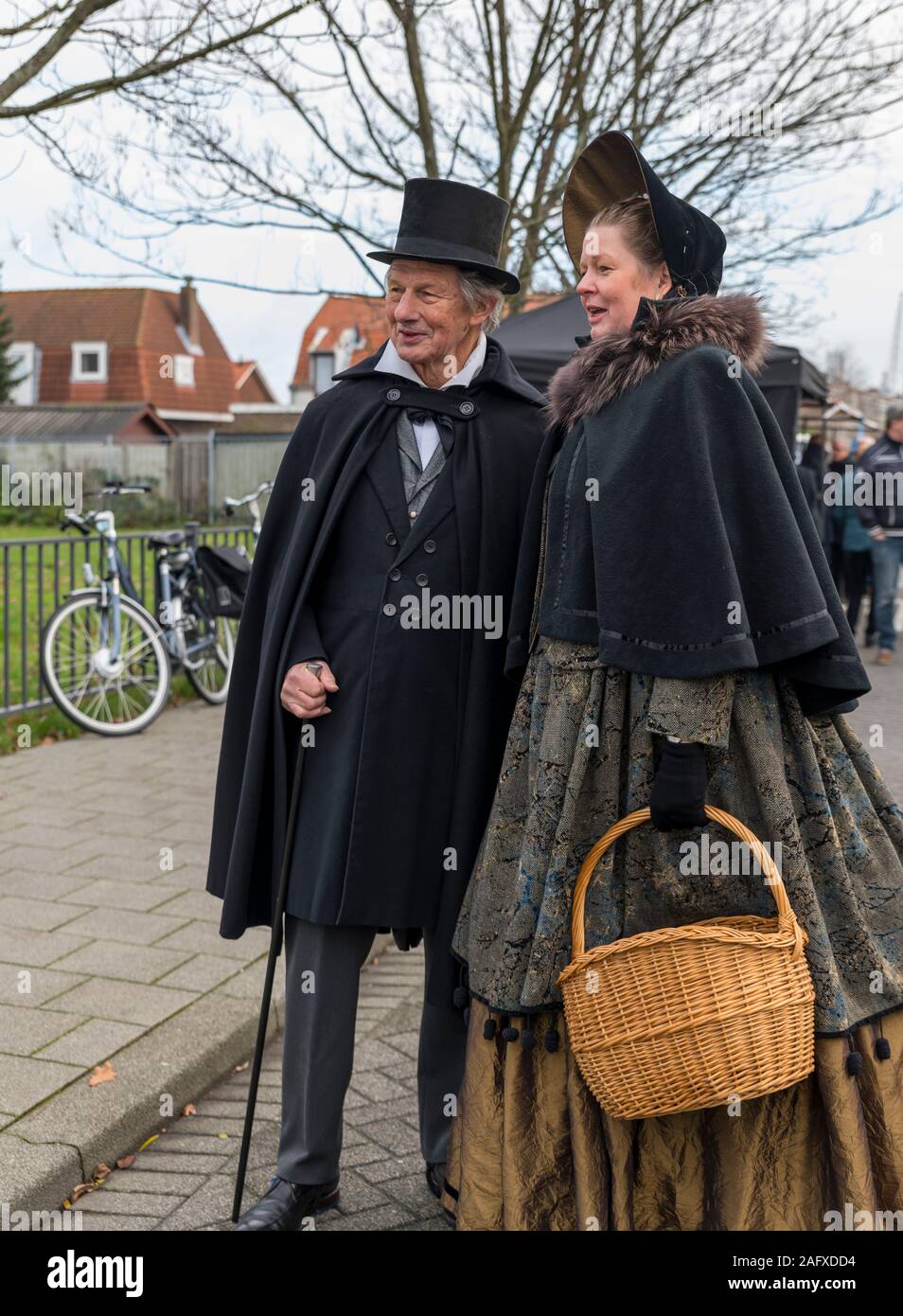 Traditional wicker hat hi-res stock photography and images - Alamy