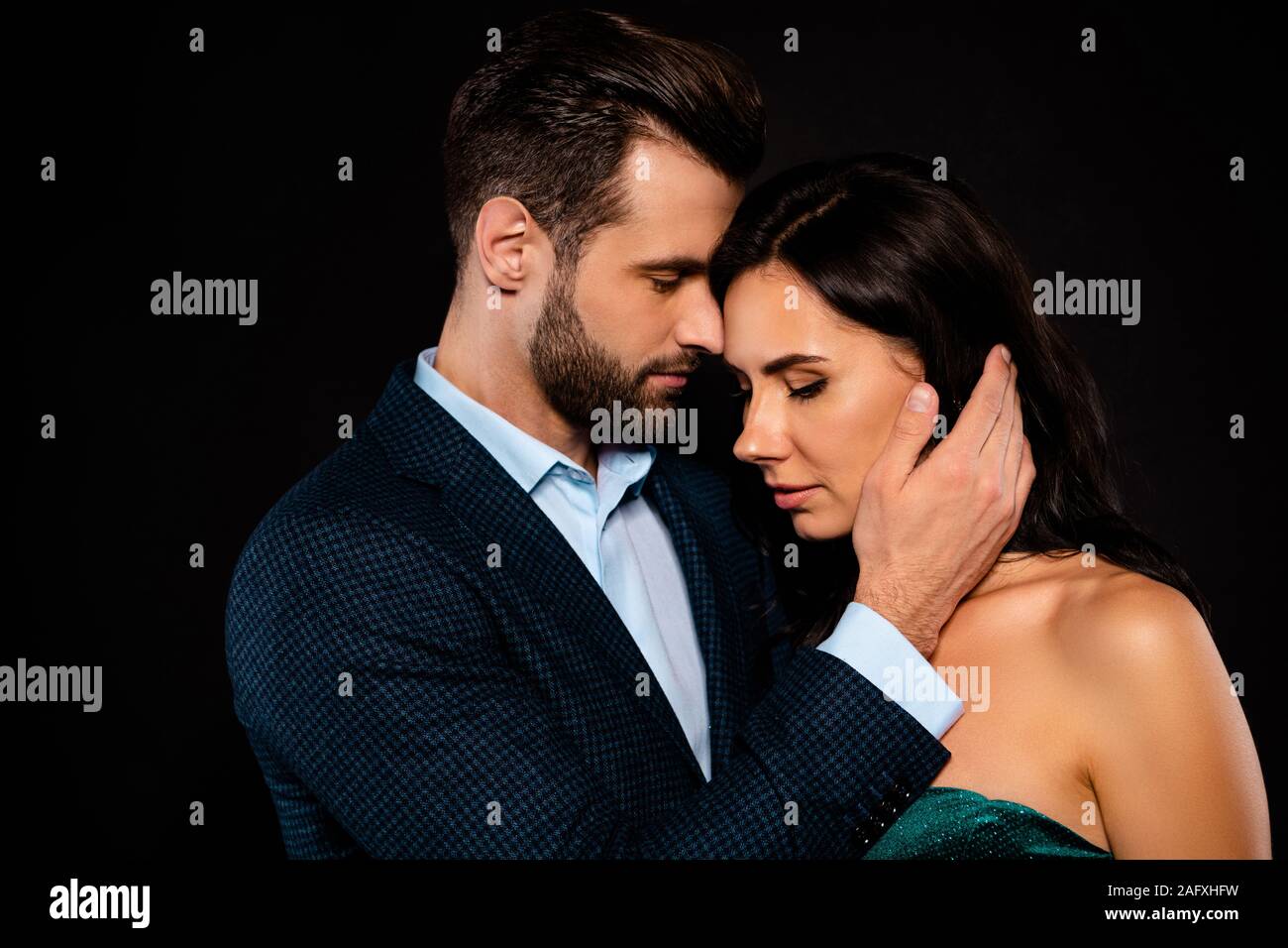 Man woman lovers she passion hi-res stock photography and images - Alamy