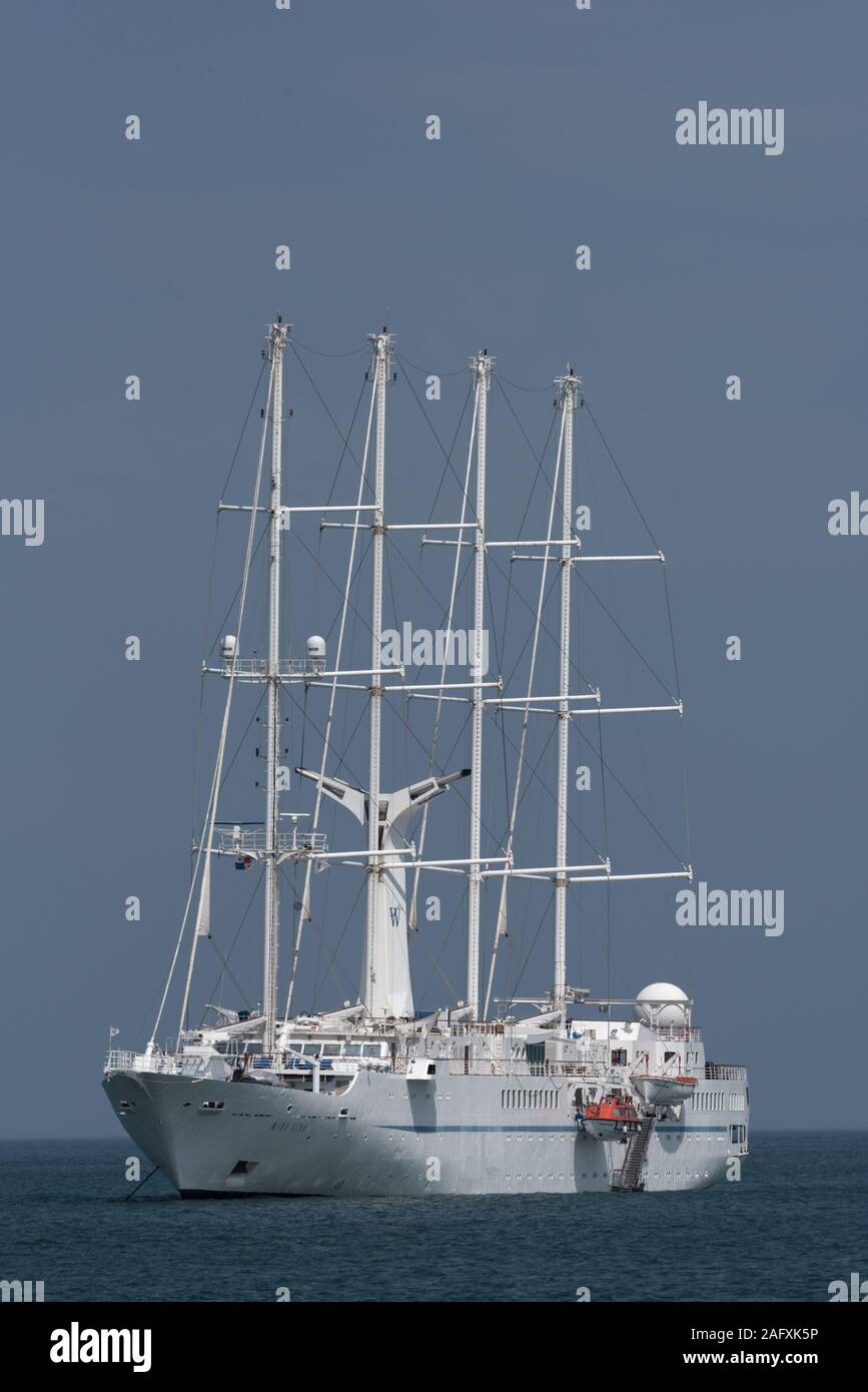 the big beautiful sailing ship in front of the port of panama city 2 ...