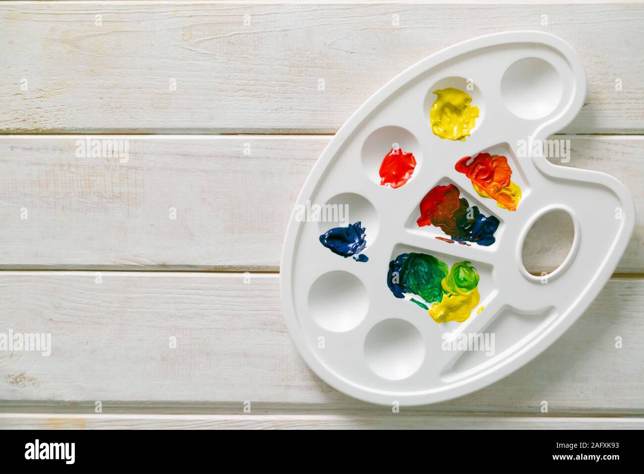 Art concept - colour wheel, gouache paints, brush and palette Stock ...