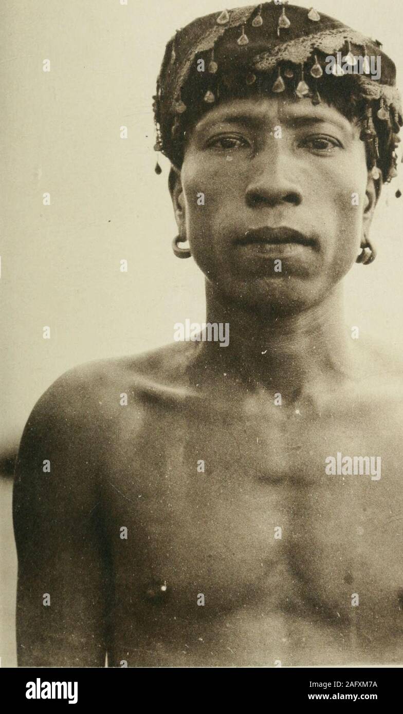 Negroid hi-res stock photography and images - Alamy