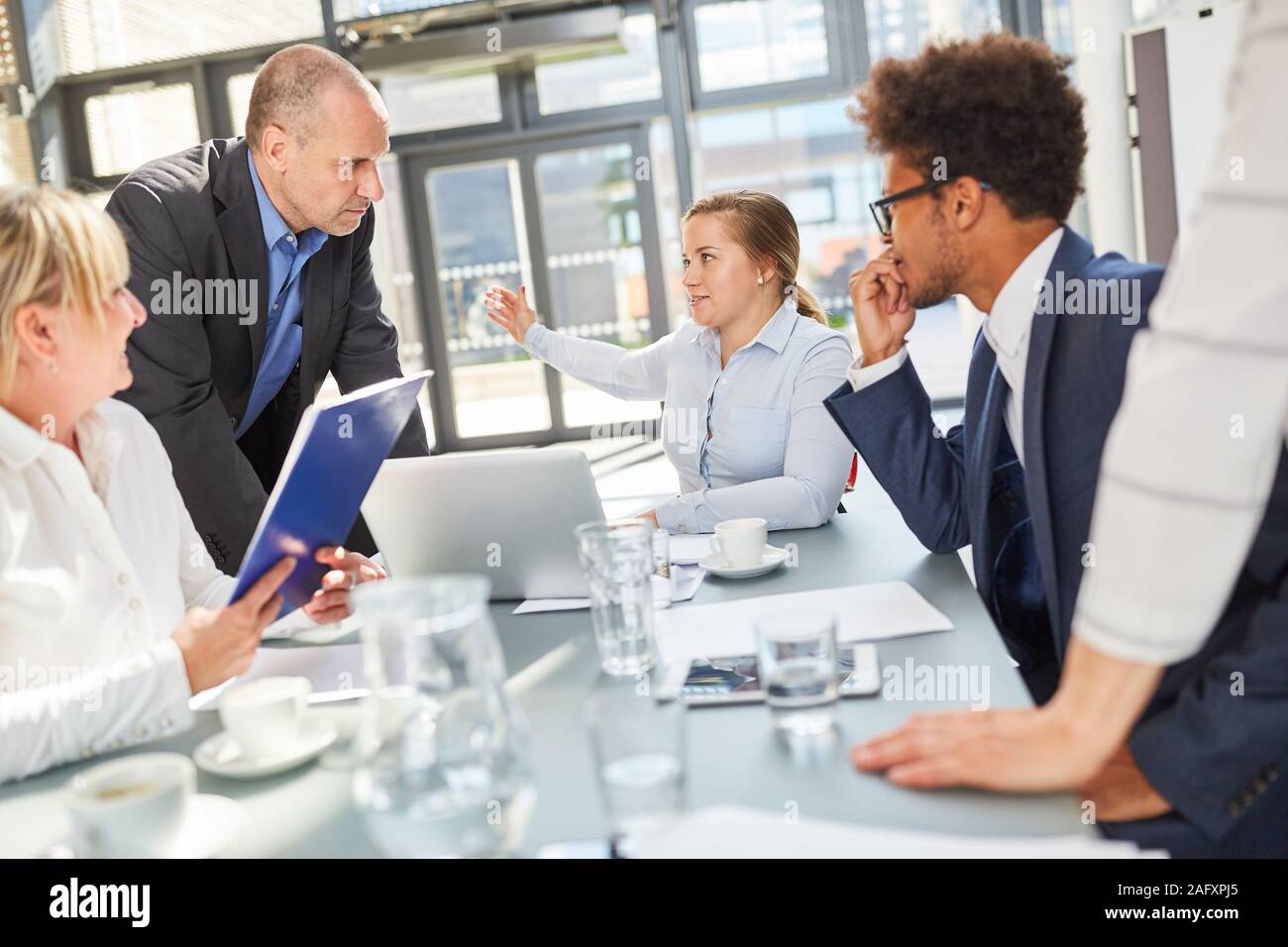 Strategy discussion hi-res stock photography and images - Alamy