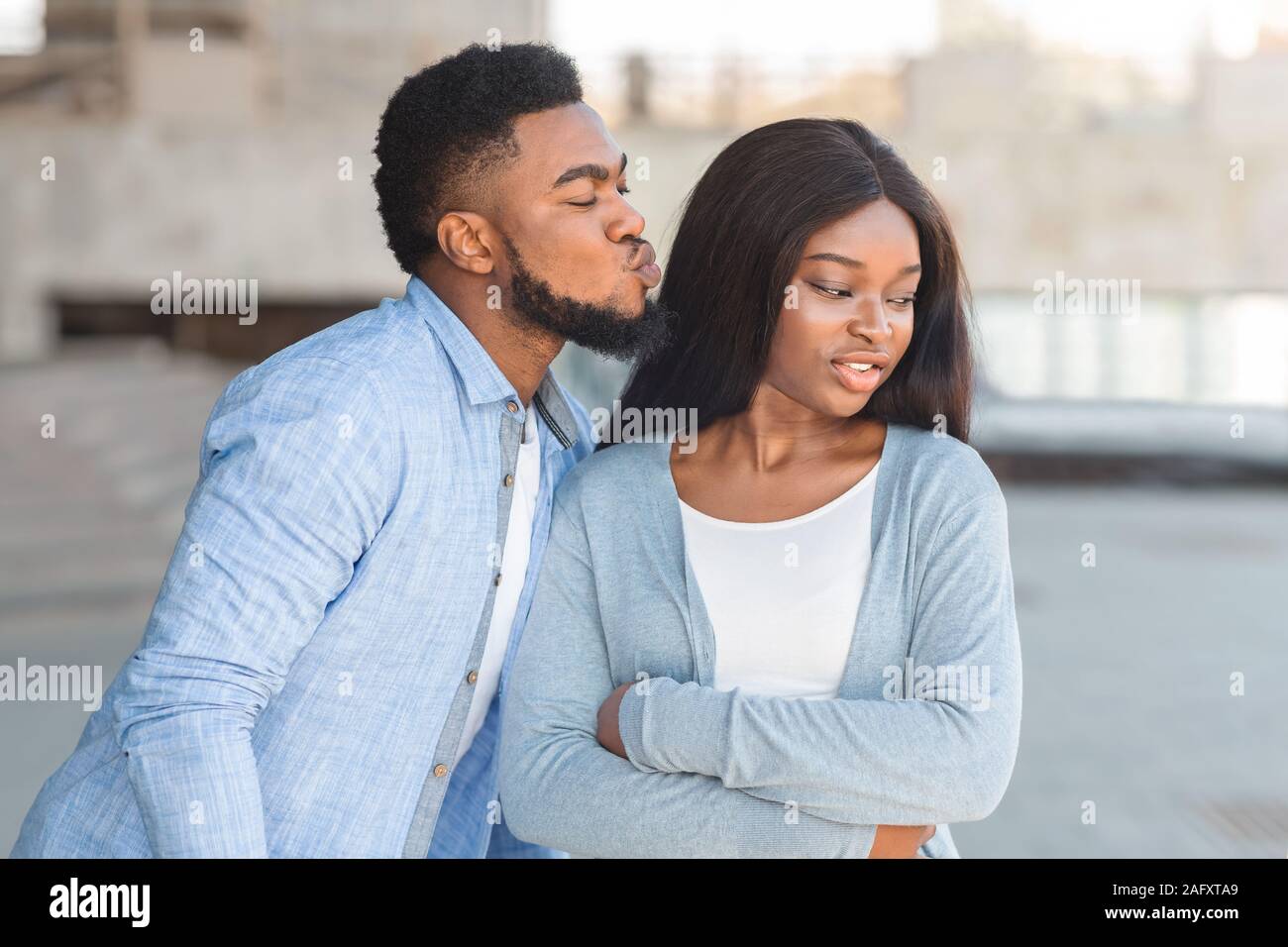 Woman rejecting man embarrassed hi-res stock photography and images - Alamy