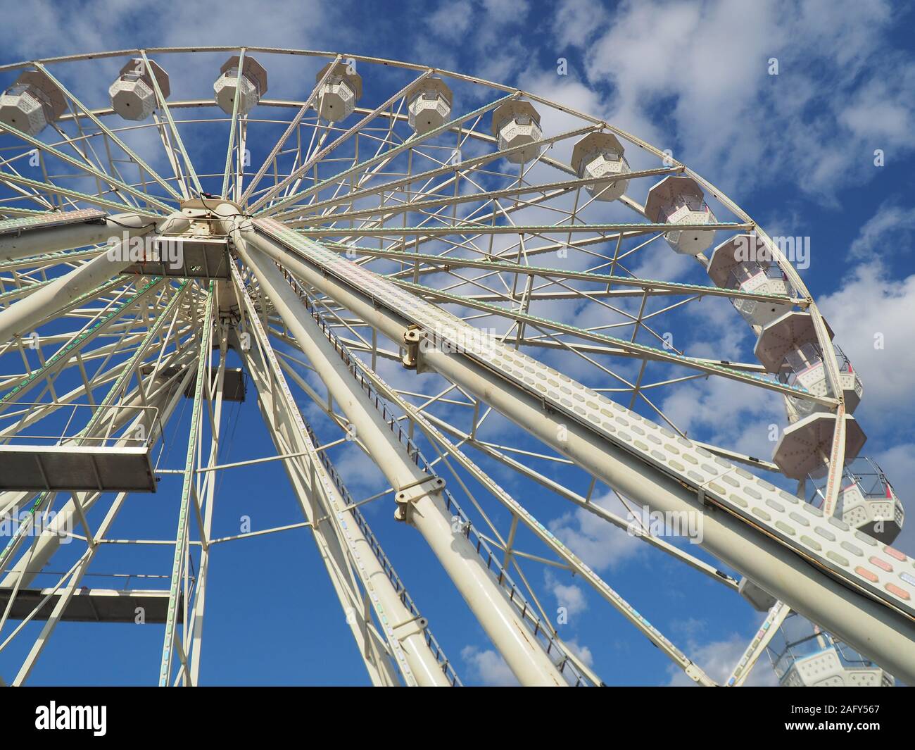 Empty fairground hi-res stock photography and images - Alamy