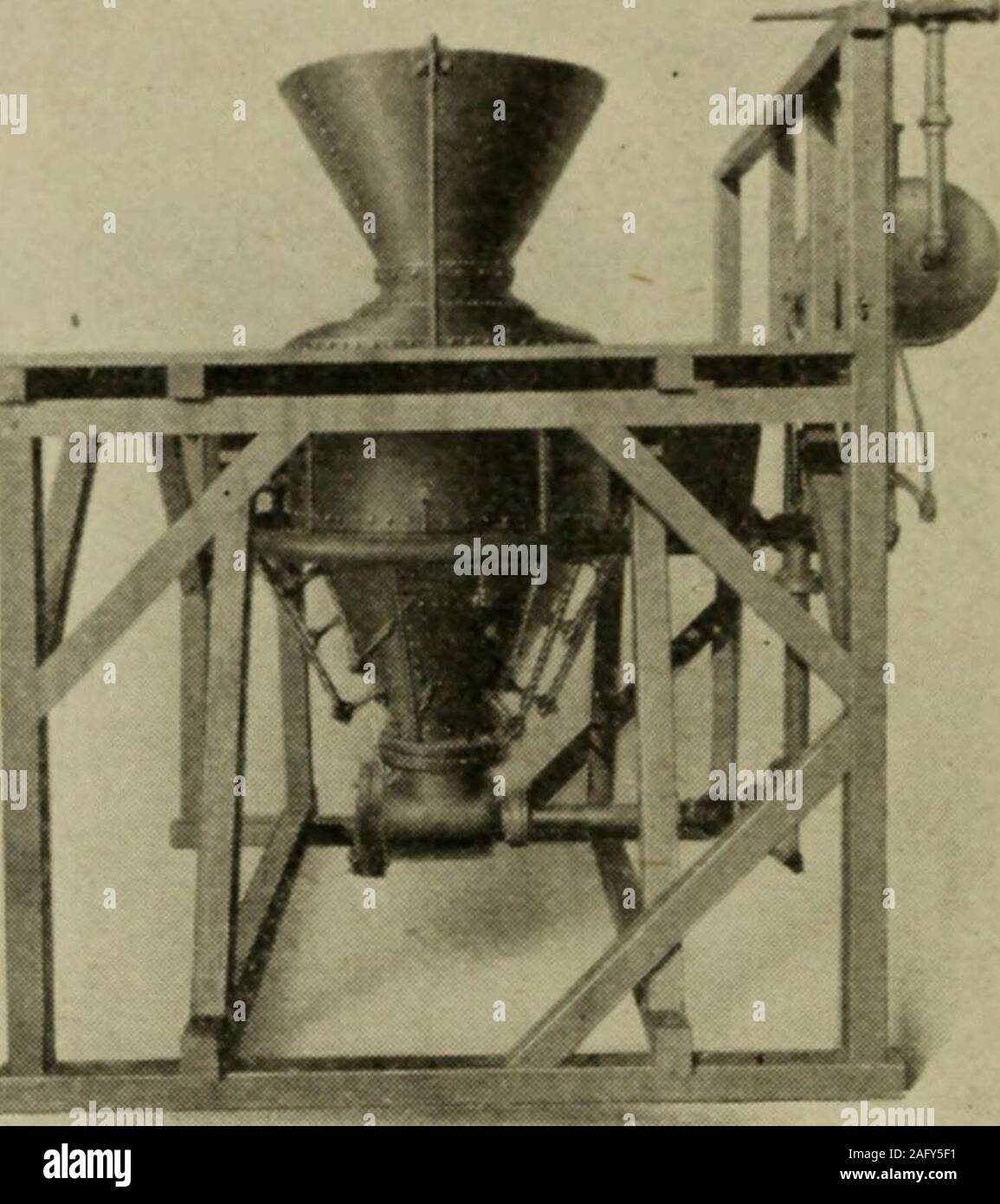 Cement water grout hi-res stock photography and images - Alamy