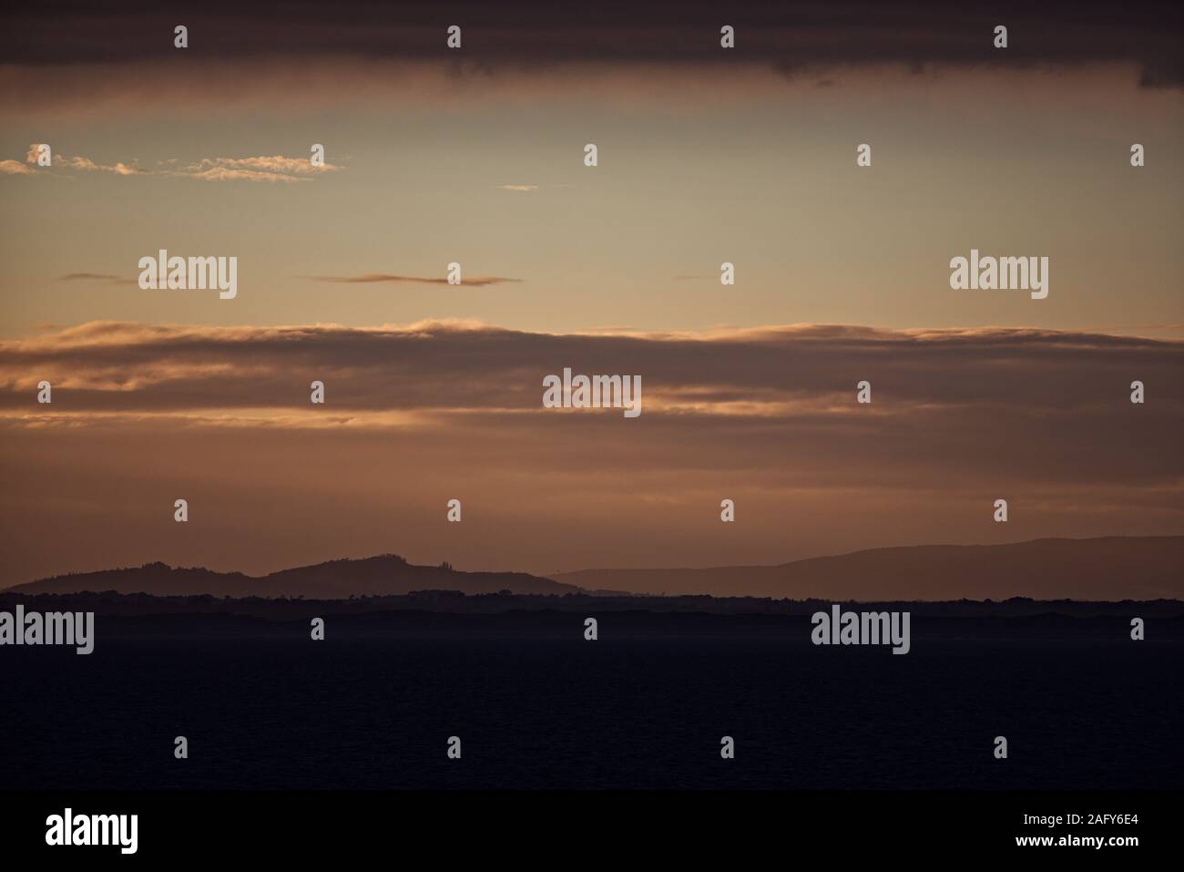Ireland landscape sunset sky hi-res stock photography and images - Alamy