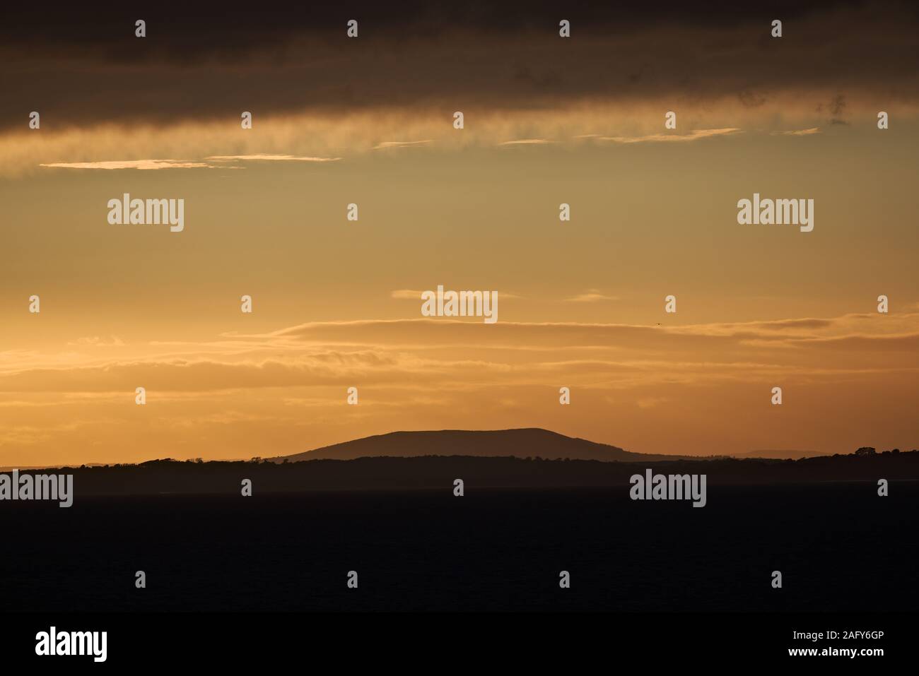 Ireland landscape sunset sky hi-res stock photography and images - Alamy