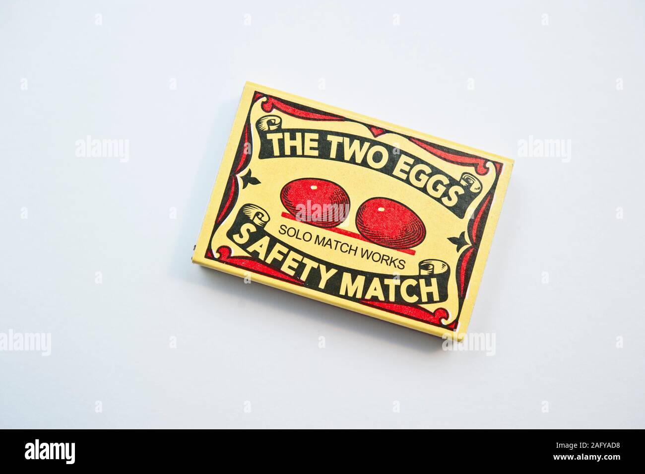 vintage box of safety matches isolated Stock Photo - Alamy