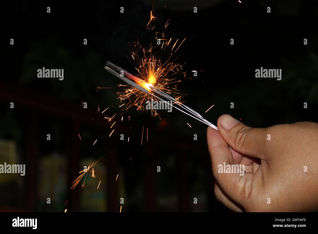Small fireworks hi-res stock photography and images - Alamy