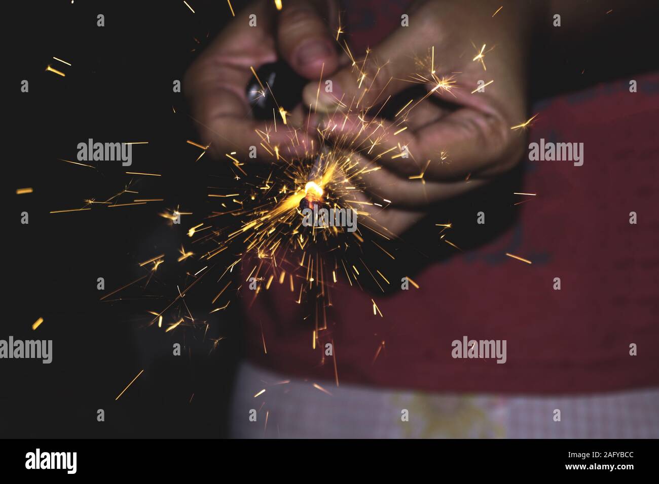 Small fireworks hi-res stock photography and images - Alamy
